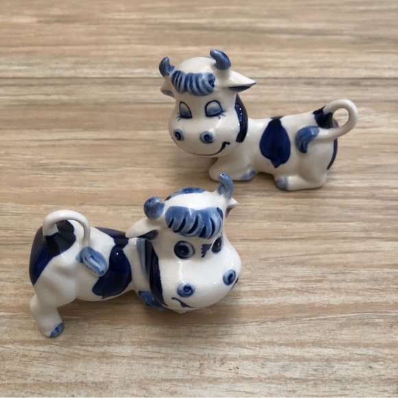 Delft | Accents | Delft Blue Style Cow Figurines Set Of 2 | Poshmark